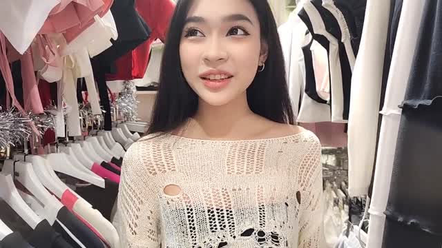 이름: (쟈)헌 나이: 20살 키: 160cm 몸무게: 42kg 직업: 모델 사는곳: 떤푸 고향: 호치민 가족관계: 2녀(막내) 취미: 쇼핑 생일: 6월16일 특이사항 ...