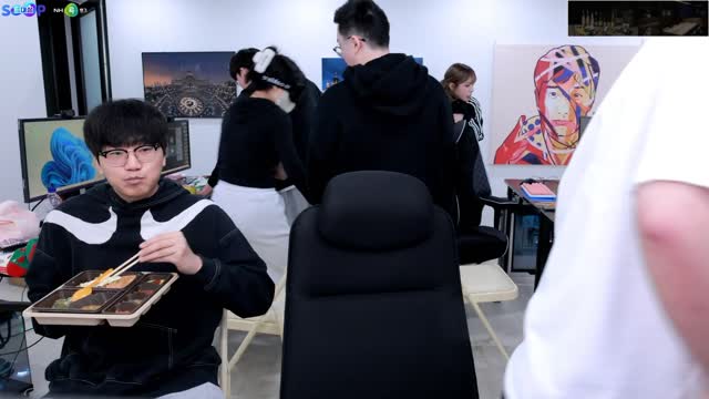 [MKSI] 고글녀 버튜버 호미밍을 보는 전수찬 반응 | SOOP VOD