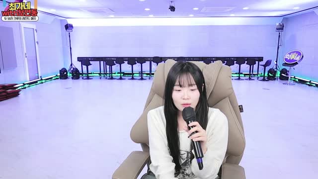 [클립] 김순지에게 별풍선 137개 선물 | SOOP VOD