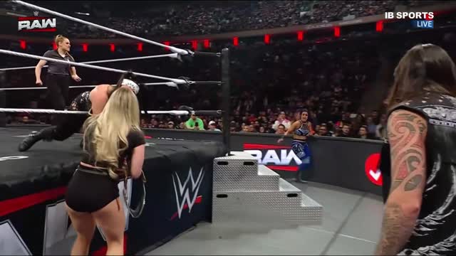 [캐치][생방송] WWE RAW LIVE 1659회 | SOOP VOD