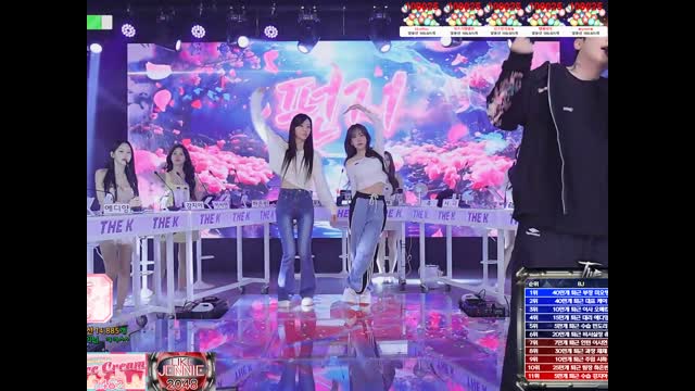 [더케이] 케이 - 14885 4885 / 발 동동구르는거 왜케 귀여워 ㅋㅋ | SOOP VOD