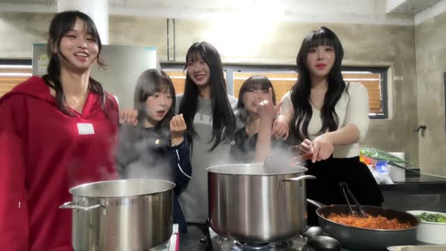 [캐치] W | SOOP VOD