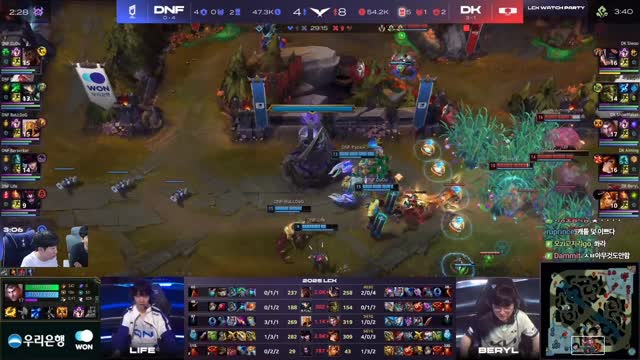 [클립]김민교x칸 LCK DNF vs DK 레전드매치업 #LckWatchParty | SOOP VOD