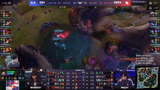 [클립]김민교 LCK DK vs DRX 레전드매치업 #LckWatchParty | SOOP VOD