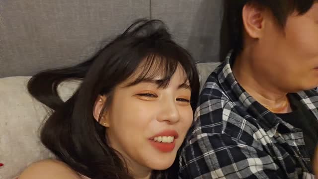 [클립]로즈님과 침대위에서 필사적으로 강철팬티 하고 있었던 깨박이 자세 | SOOP VOD