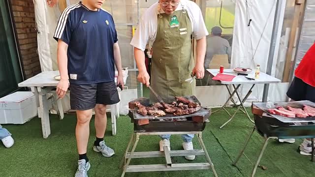 [클립]제대로 익은 용형 고기 먹는 사람들 [감컴MT] | SOOP VOD