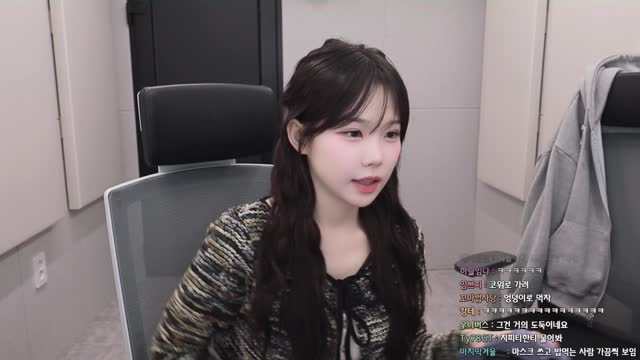 [클립]우정잉 8시 진격거 토크 조삭님과 함께 | SOOP VOD