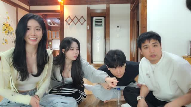 [클립]성태x민교x남순 4시 몰래온손님 1년만에. 굿데이장소 | SOOP VOD