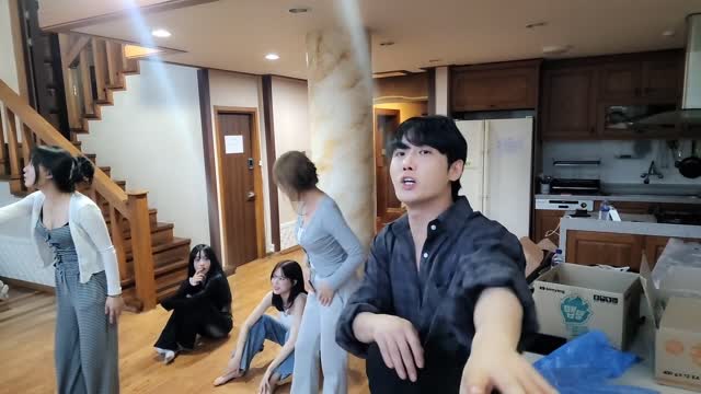 [캐치]안예슬x남순 잠시 후 비키니...1박2일 수니그룹MT | SOOP VOD