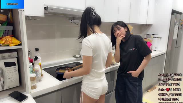 [클립][팀진우]하정이네 아지트 놀러갑니다x뚜부x진매x고옥희 | SOOP VOD