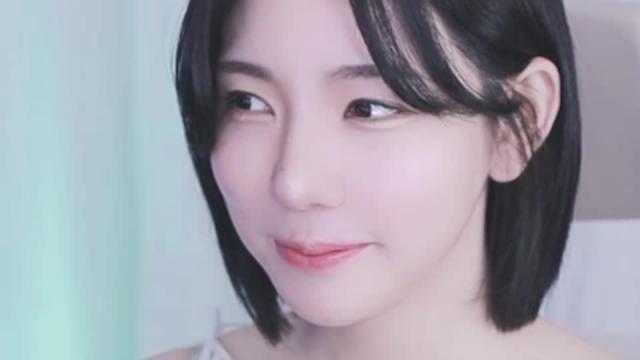 만다 구독 30개 샀어요! (프랑스간 큰손 네모업!) | SOOP VOD