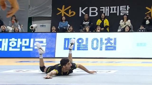 계속되는 좋은 수비였지만 득점하지 못하는 KB | SOOP VOD