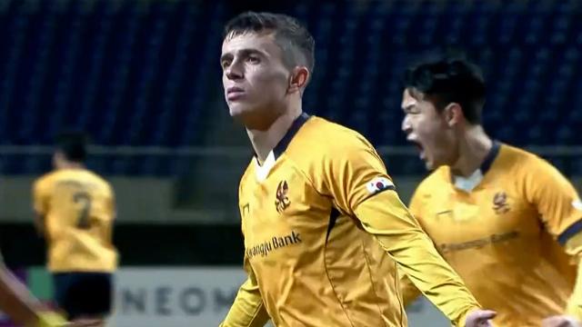 후반 85분 원점으로 돌아가는 경기, 아사니의 PK 골! | SOOP VOD