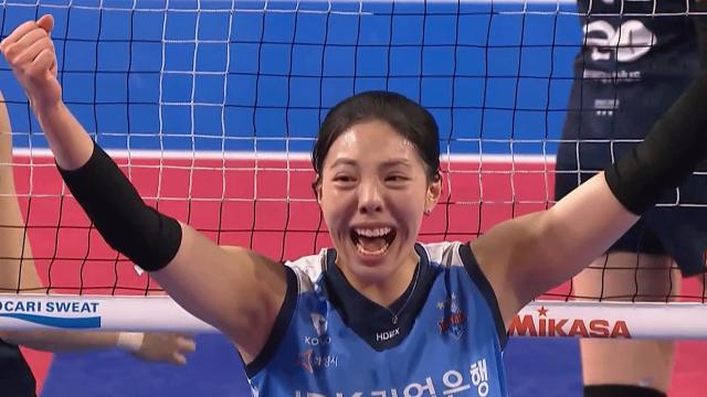 무려 연속 10득점! 대역전극을 보여준 IBK | SOOP VOD